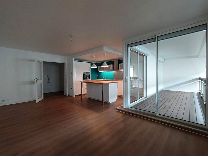 Appartement à louer - Bordeaux - 2 pièces - 1 chambre