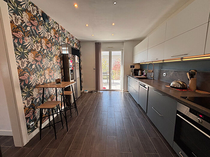 Maison à vendre - Maizières-lès-Metz - 8 pièces - 5 chambres