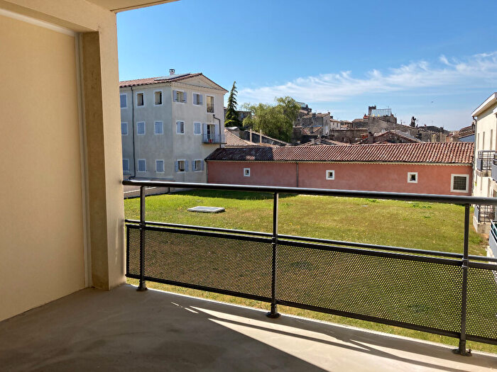 Appartement à louer - Montélimar, Centre-ville - 4 pièces - 2 chambres