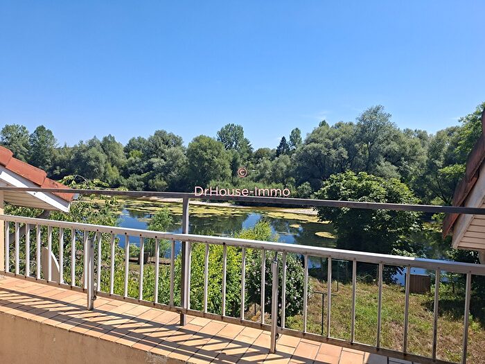 L'Isle-sur-le-Doubs : Maison 9 pièces à vendre
