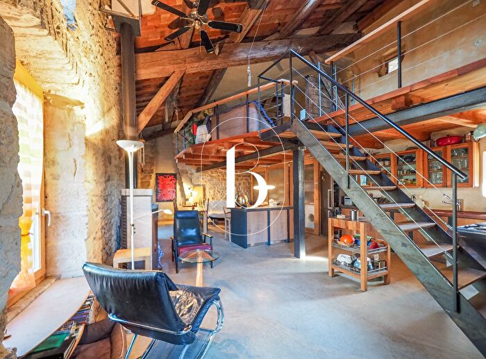 Maison à vendre - Uzès - 5 pièces - 3 chambres