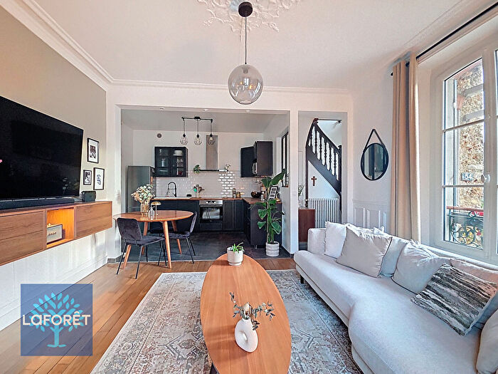 Maisons à vendre et appartements à louer - 2