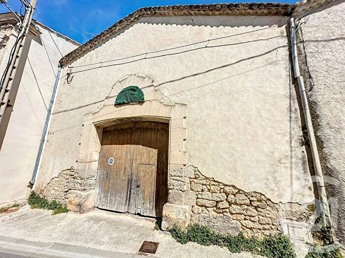 Maisons à vendre et appartements à louer - 1