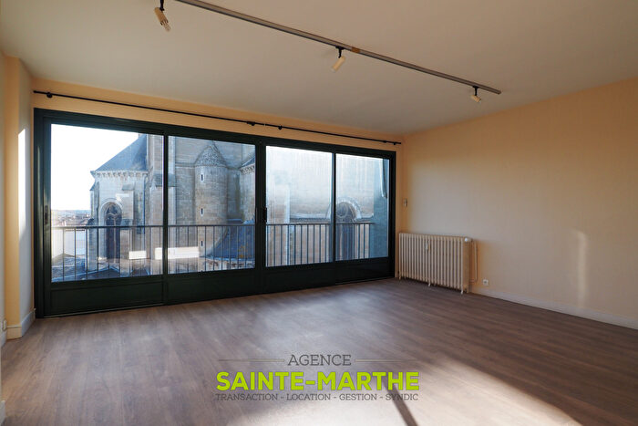 Appartement à louer - Niort, Centre-ville - 3 pièces - 2 chambres