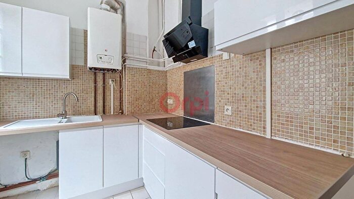 Appartement à louer - Clémenceau, Perpignan - 3 pièces - 2 chambres