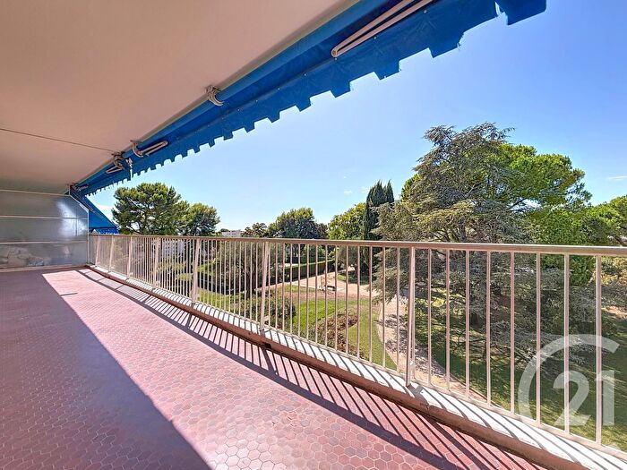 Appartement à vendre - Antibes, Rastines, Super Antibes, Laval, La Fontonne - 5 pièces - 4 chambres