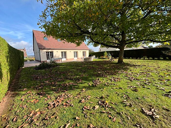 Maison à vendre - Courcelles-lès-Gisors - 8 pièces - 4 chambres