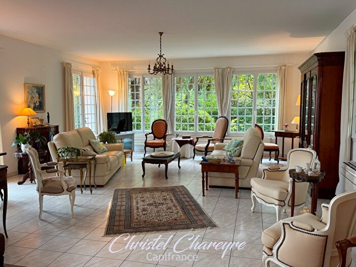 Maison à vendre - Aizenay - 8 pièces - 6 chambres