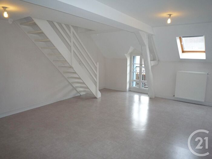 Romorantin-Lanthenay, Bourgeau : Appartement 4 pièces à louer