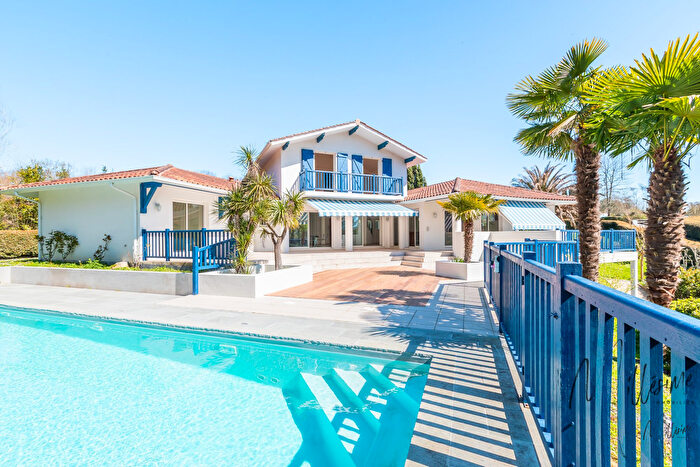 Maison à vendre - Arbonne - 6 pièces - 4 chambres