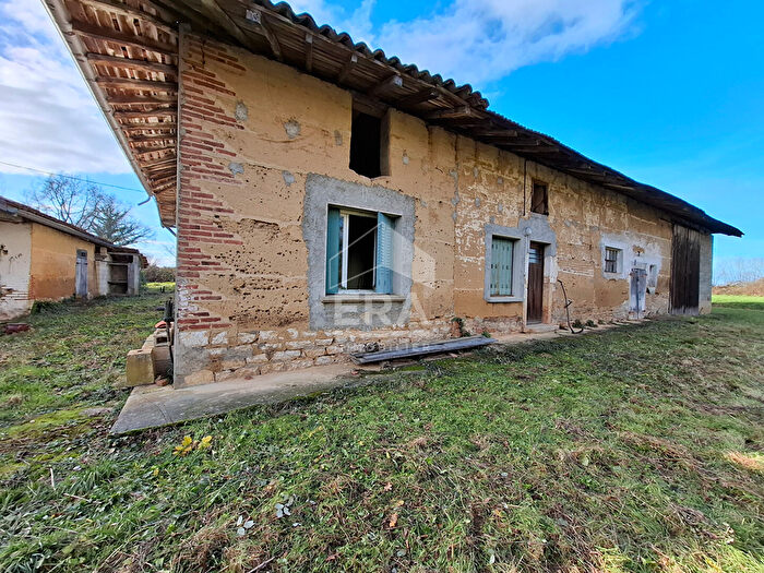 Maison à vendre - Montrevel-en-Bresse - 3 pièces - 2 chambres