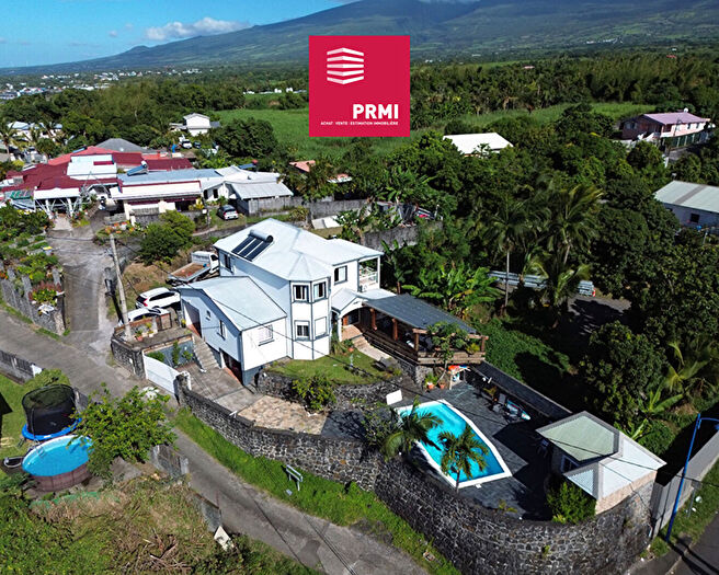 Maison 4 pièces à Saint-Benoît, Saint-François, Le Cap, à vendre