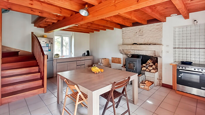 Vicq-Exemplet - Maison 8 pièces à vendre