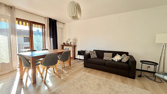 Appartement à vendre - Aix-en-Provence, Val Saint-André - 4 pièces - 3 chambres