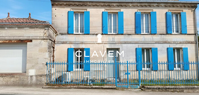 Maison 5 pièces à Prignac-et-Marcamps, à vendre