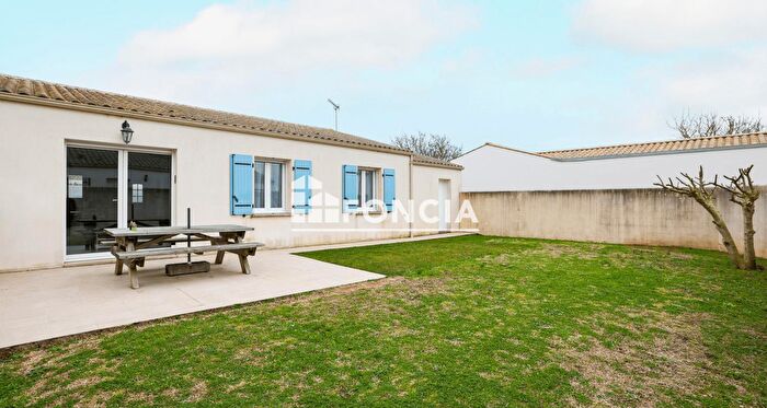 Maison à vendre - Angoulins - 4 pièces - 3 chambres