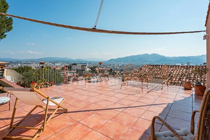 Maison à vendre - Marseille e , Roucas Blanc - 5 pièces - 3 chambres