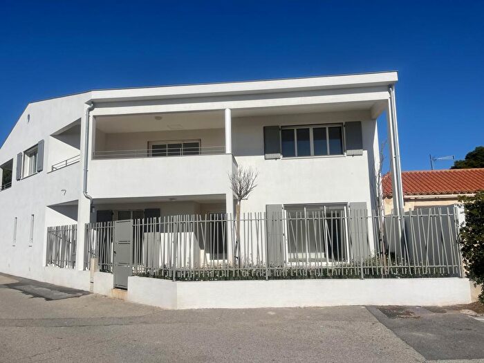 Appartement à vendre - Martigues, Laurons, Carro, La Couronne, Croix-Sainte - 3 pièces - 2 chambres