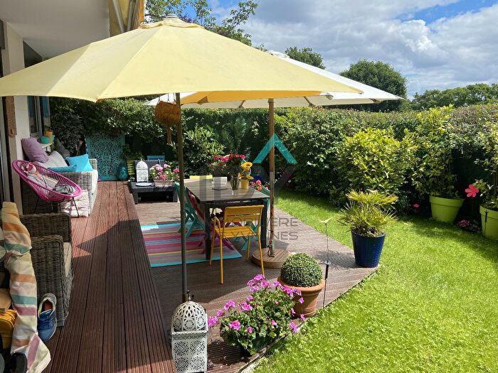 Appartement à vendre - Le Mesnil-le-Roi - 5 pièces - 3 chambres