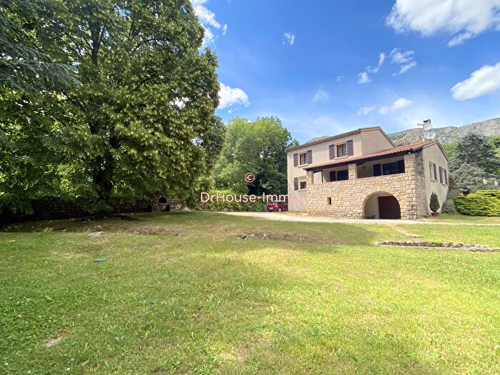 Maison 5 pièces à vendre - Mayres