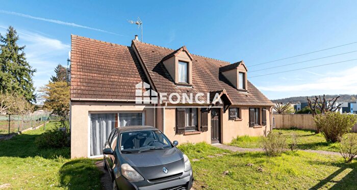 Maison à vendre - Brières-les-Scellés - 6 pièces - 5 chambres