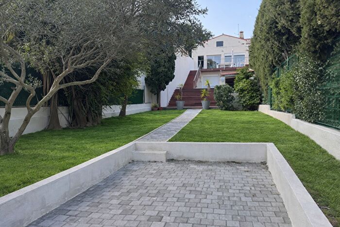 Maison 5 pièces à Marseille 8ème, Montredon, à vendre