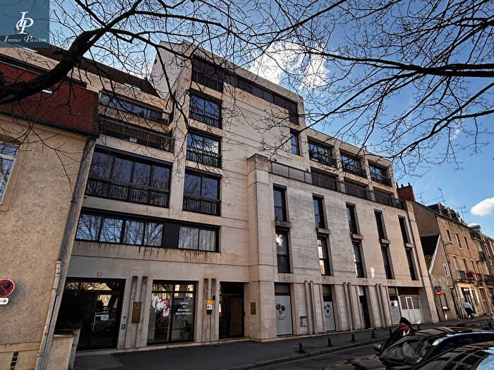 Appartement à vendre - Dijon, Centre-ville - 2 pièces - 1 chambre