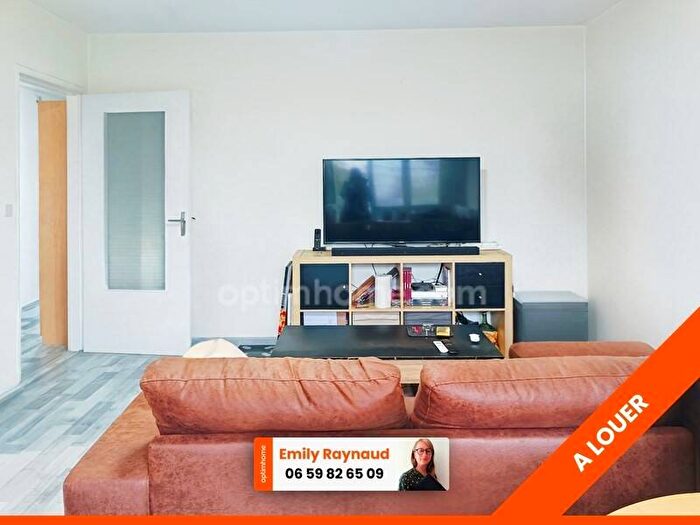 Appartement à louer - Champratel, Clermont-Ferrand - 3 pièces - 2 chambres