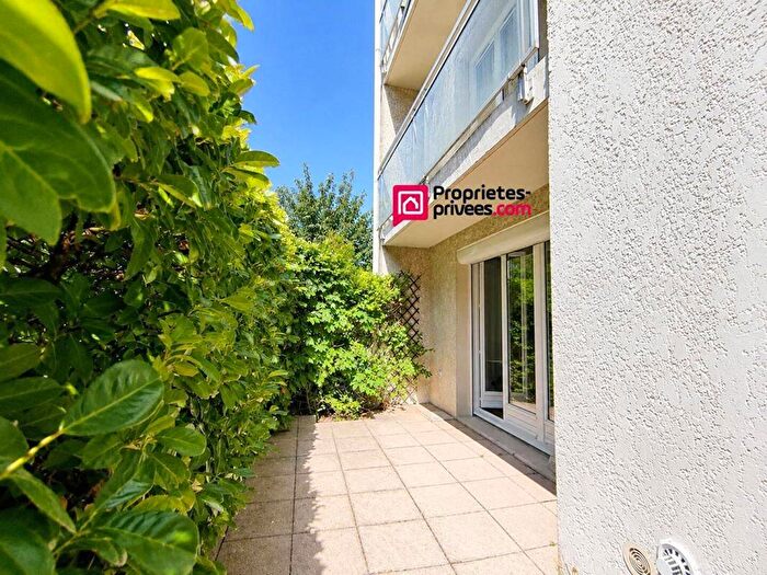 Bois Guillaume-Bois Sauvage, Évry-Courcouronnes : Appartement 2 pièces à louer