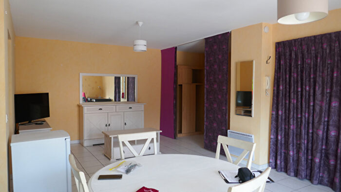 Appartement 1 pièce à Faverges, à louer