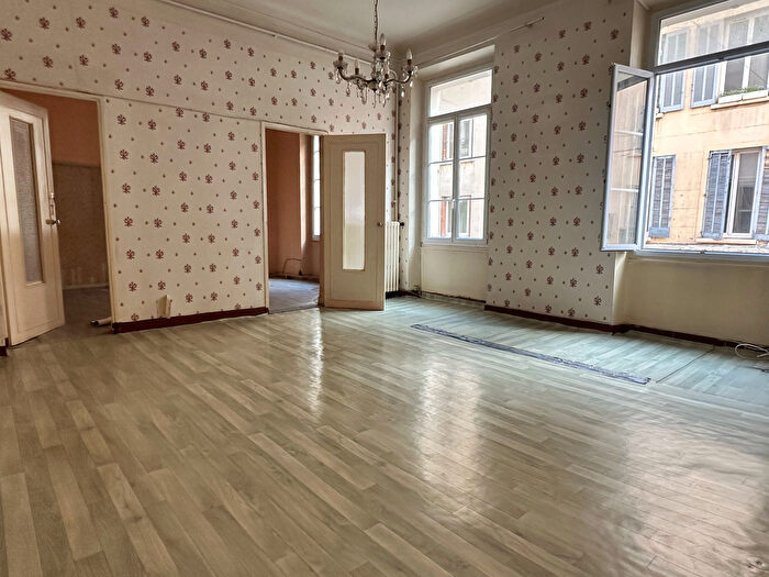 Appartement à vendre - Toulon, Place dArmes - 4 pièces - 3 chambres