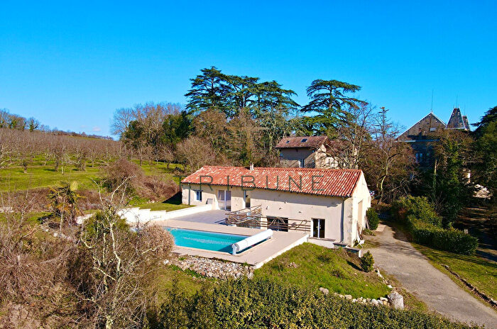 Maison à vendre - Colayrac-Saint-Cirq - 8 pièces - 4 chambres