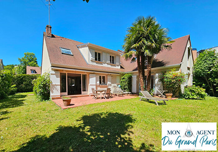 Maison 8 pièces à vendre à Jouy-en-Josas