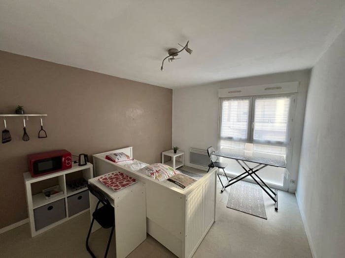 Chalâtres, Nantes - Appartement 1 pièce à louer