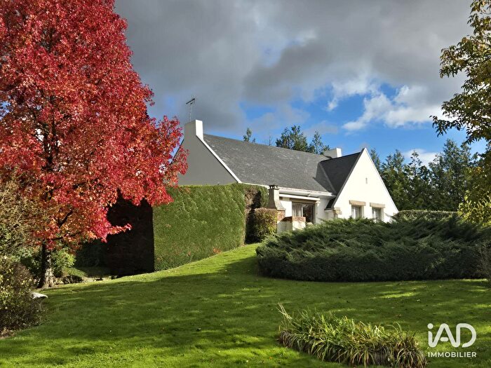 Maison à vendre - Saint-Berthevin - 6 pièces - 5 chambres