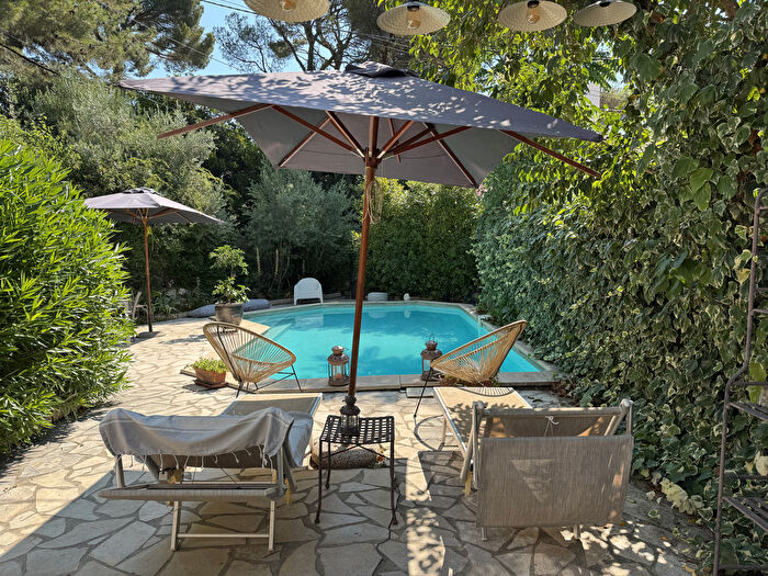 Villeneuve-lès-Avignon, Pasteur, Bellevue : Maison 6 pièces à vendre