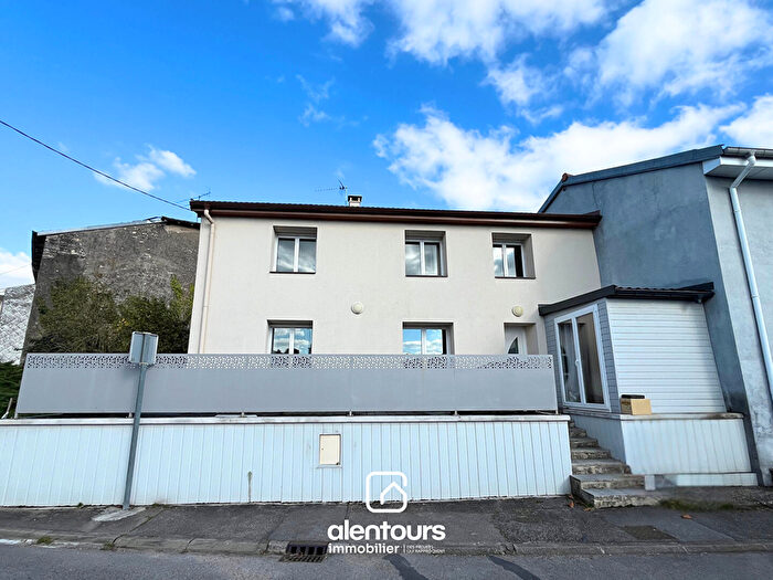 Maison 4 pièces à Vincey, à vendre