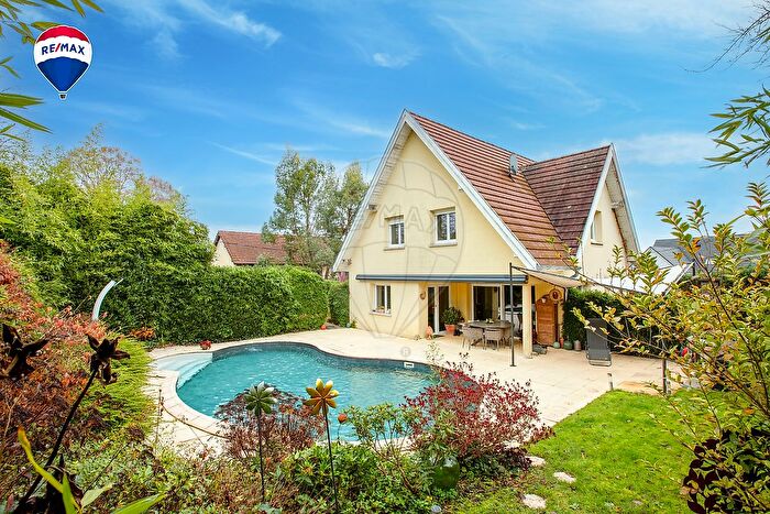 Maison à vendre - Burnhaupt-le-Bas - 6 pièces - 4 chambres