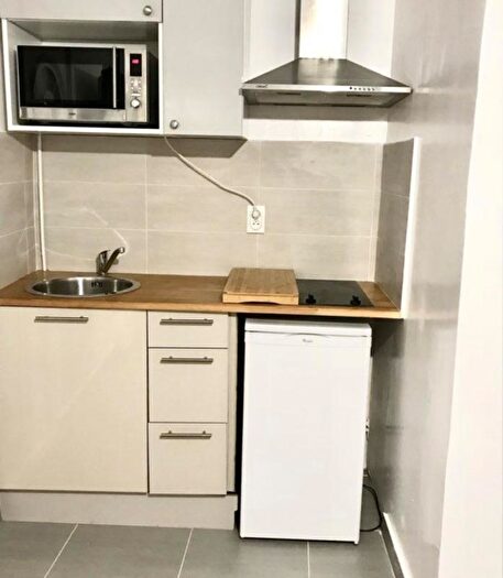Appartement 1 pièce à Paris 15ème, à louer