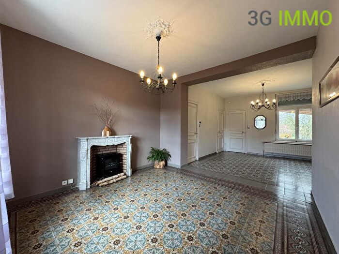 Maison à vendre - Louvroil - 5 pièces - 3 chambres