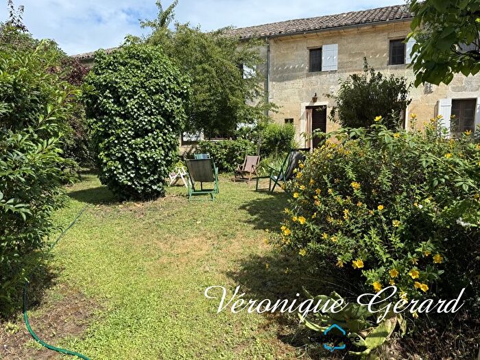 Maison 5 pièces à vendre - Saint-Médard-de-Guizières
