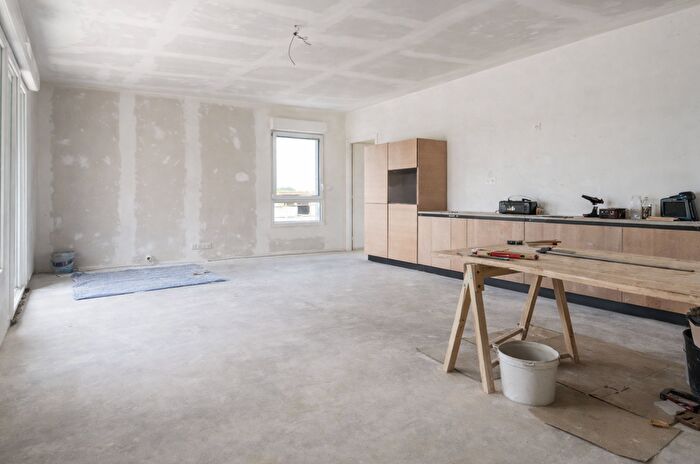 Appartement à vendre - Béziers, Champ de Mars - 3 pièces - 2 chambres