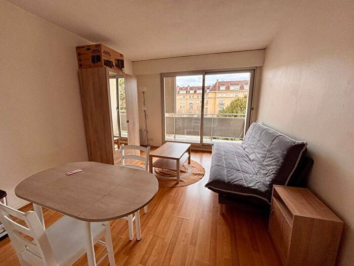Appartement à louer - Beaulieu, Périgueux - 1 pièce