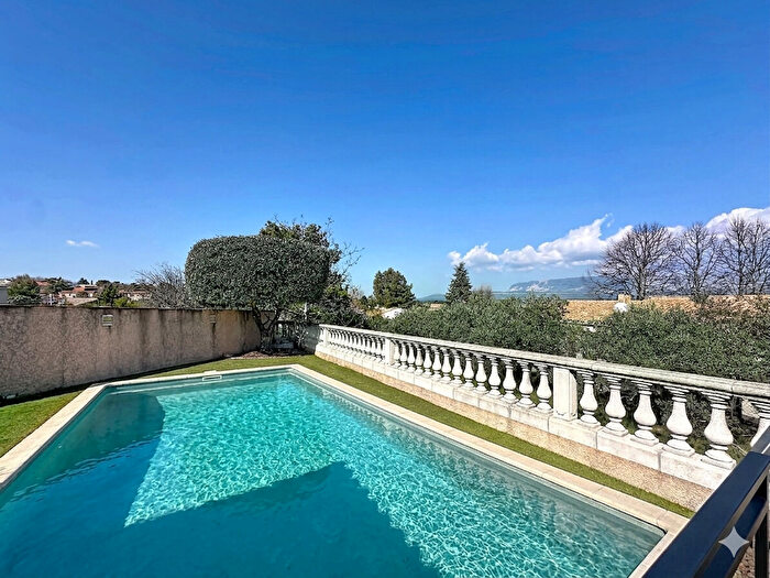 Maison à vendre - Trets - 4 pièces - 3 chambres