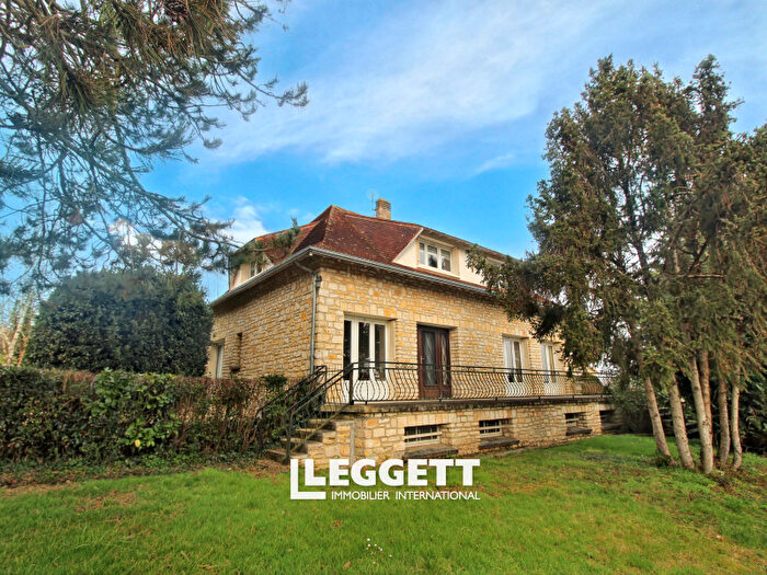 Maison à vendre - La Roche-Posay - 7 pièces - 4 chambres