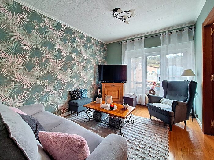 Maison à vendre - Longuyon - 8 pièces - 4 chambres