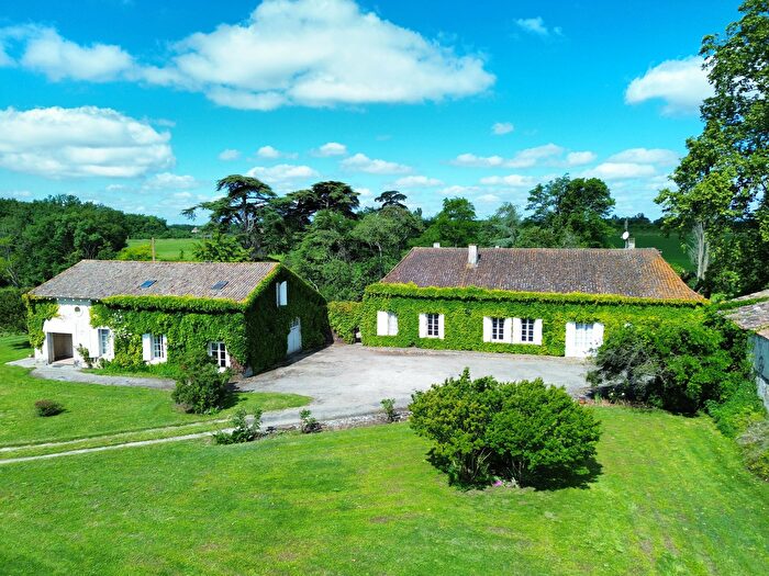 Maison à vendre - Eymet - 12 pièces - 10 chambres
