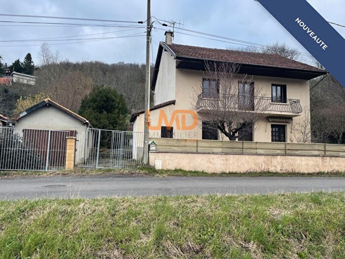 Maison à vendre - Aubin - 6 pièces - 4 chambres