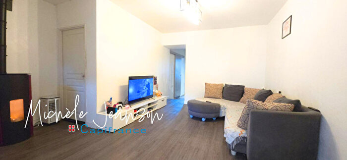 Maison à vendre - La Rochette - 6 pièces - 3 chambres