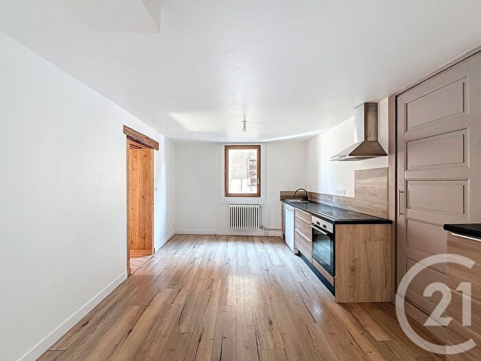 Appartement à vendre - Taninges - 6 pièces - 4 chambres